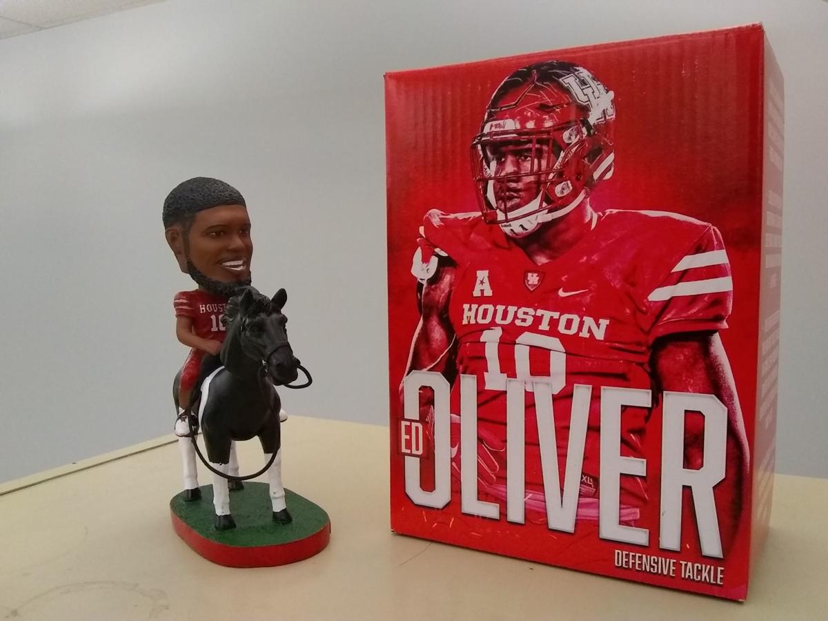 Eye Openers: Houston promoting Oliver with bobblehead