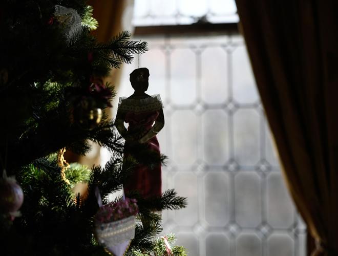 Deere-Wiman House decked out for the holidays