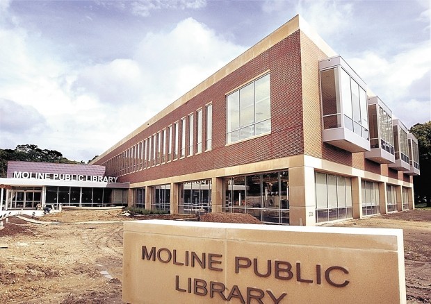 Celebrity bookmarks part of Moline library fundraiser
