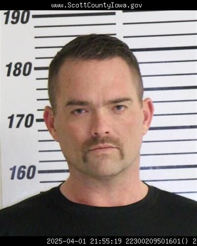 Accused of bribery, stalking, David Pautsch flees country