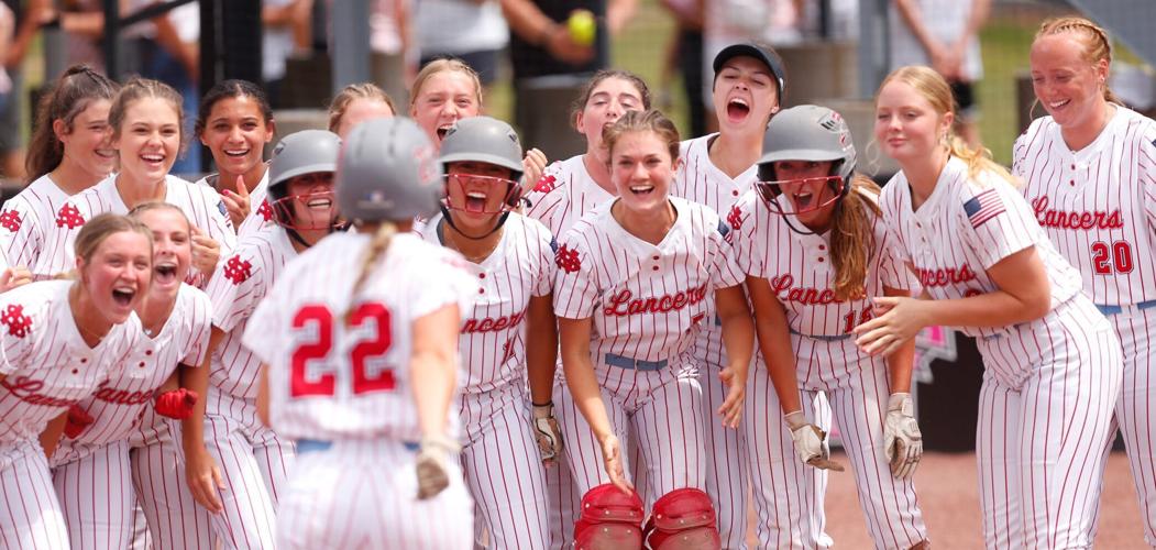 North Scott advances to Class 4A softball state title game