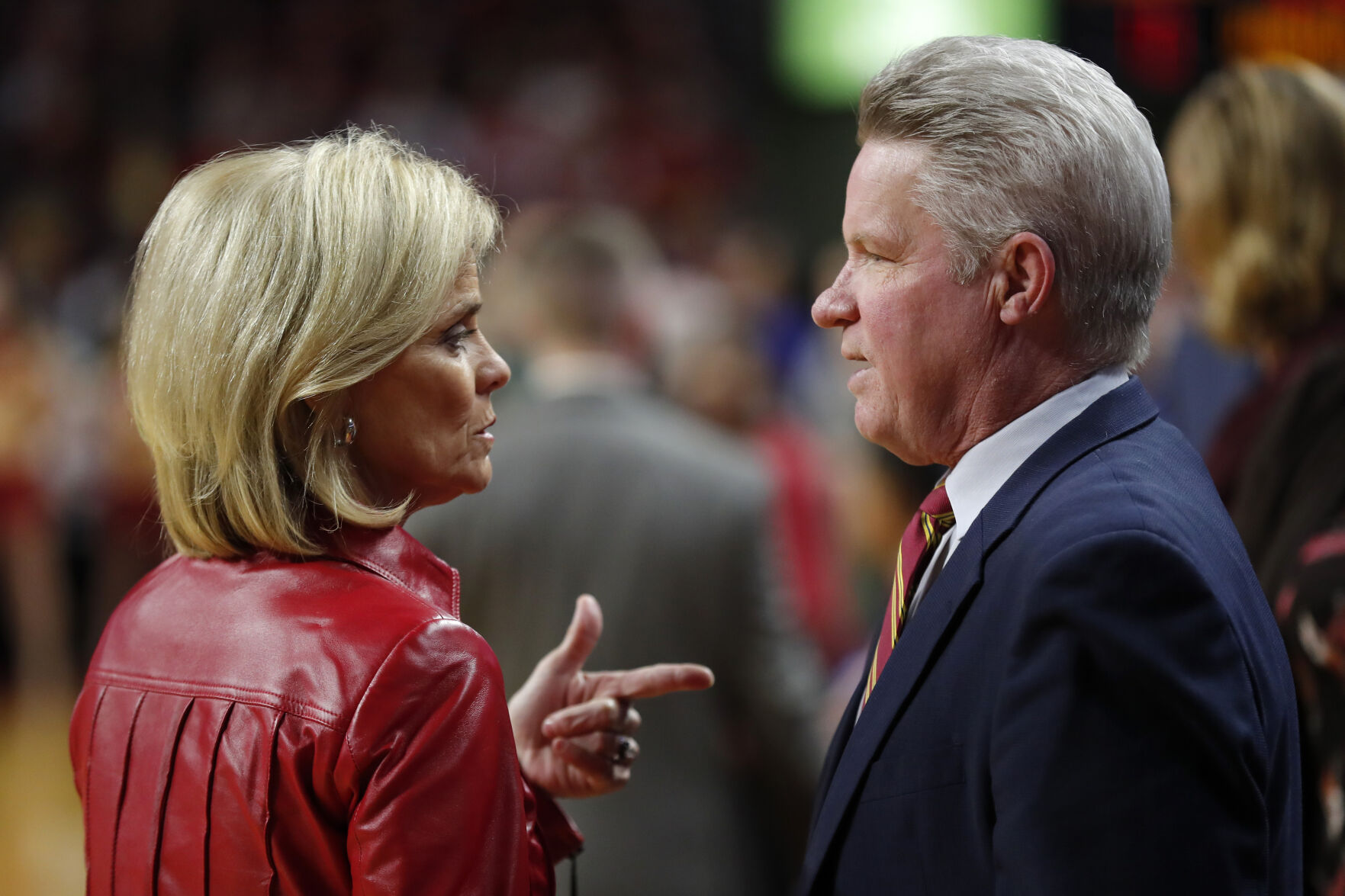Kim Mulkey, Sherri Coale on Iowa State Bill Fennelly record