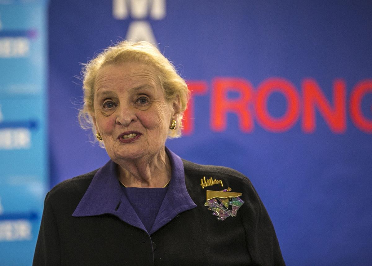 Albright campaigns for Clinton