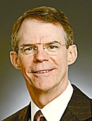Banking leader encourages Q-C business to create jobs