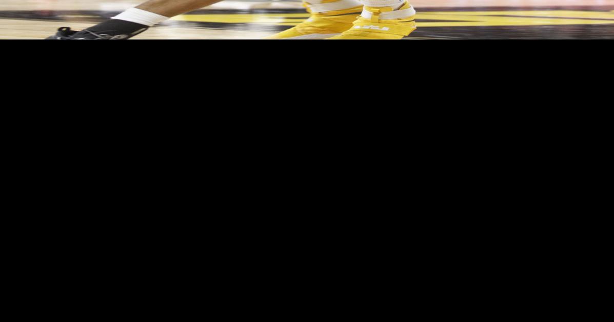 Defense fails again as Hawkeyes lose to Omaha