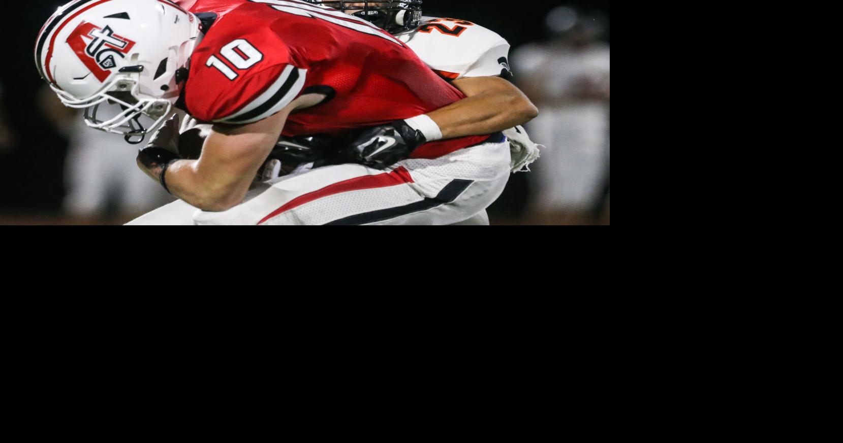 Iowa prep football playoff capsules