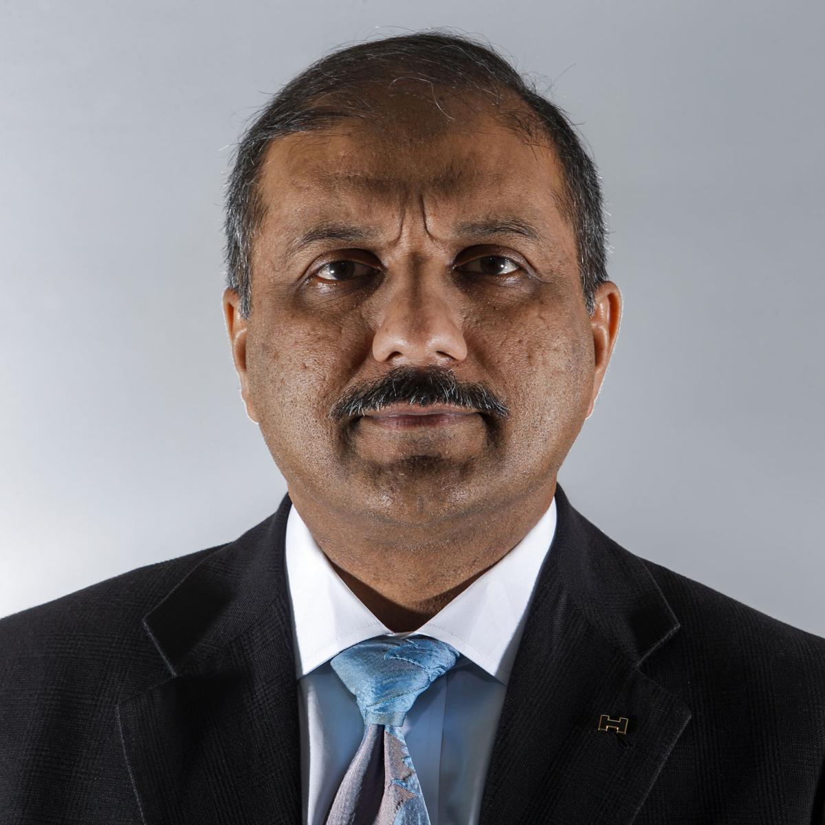 Pakistan native enjoys life, medicine, art