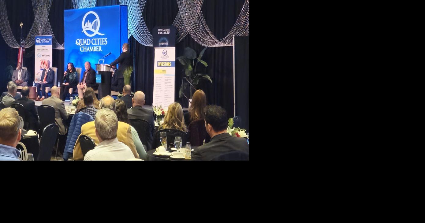 Q-C mayors talk development projects at Chamber forum