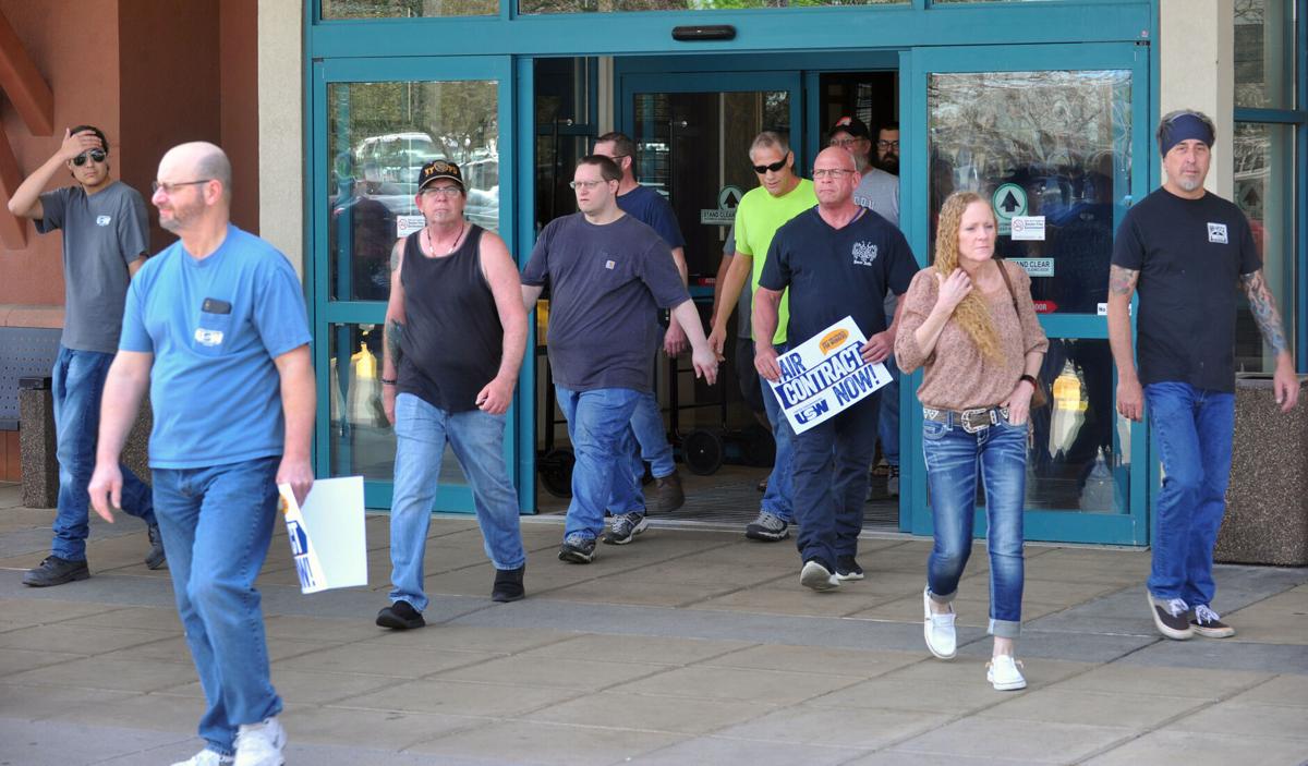 Photos: The United Steelworkers Local 105 union members exit Isle of ...