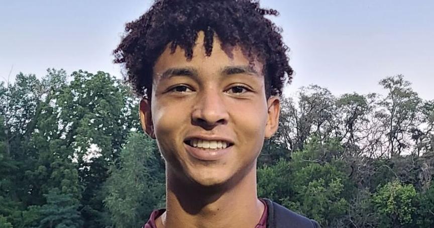 Moline holds off top-seeded Minooka for regional title