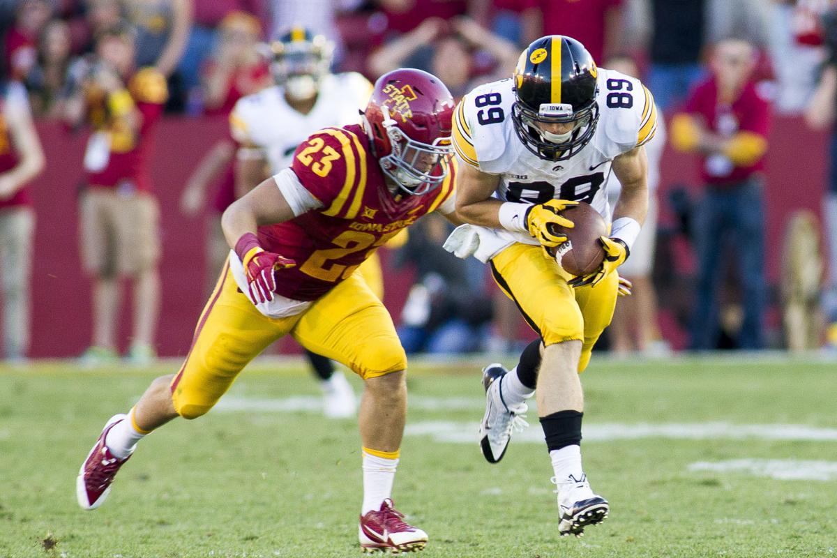 Hawkeye receivers catching passes, not accolades