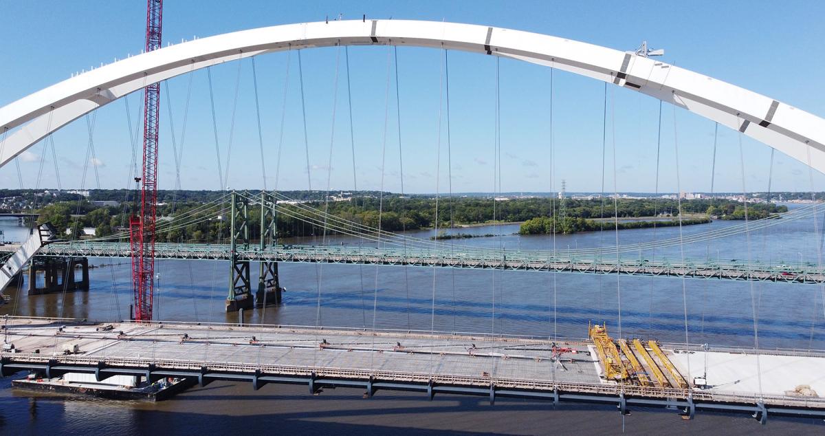 'Major accomplishment' on new I-74 bridge