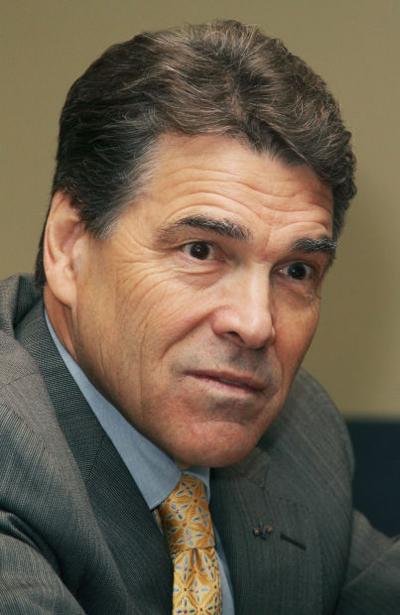 Texas Gov. Rick Perry to return to Iowa next week