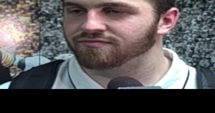 Hawkeye TE Jake Duzey