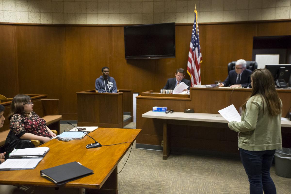 Central High School's mock trial teams learns about legal system ...