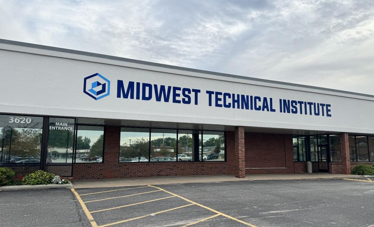 Midwest Technical Institute celebrates expansion with ribbon cutting on ...