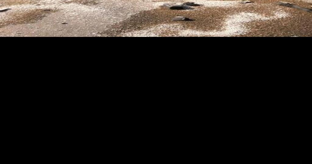 5-vehicle crash slows Locust, Gaines streets