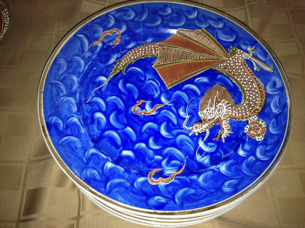 Dragon dish design dates to the 1890s