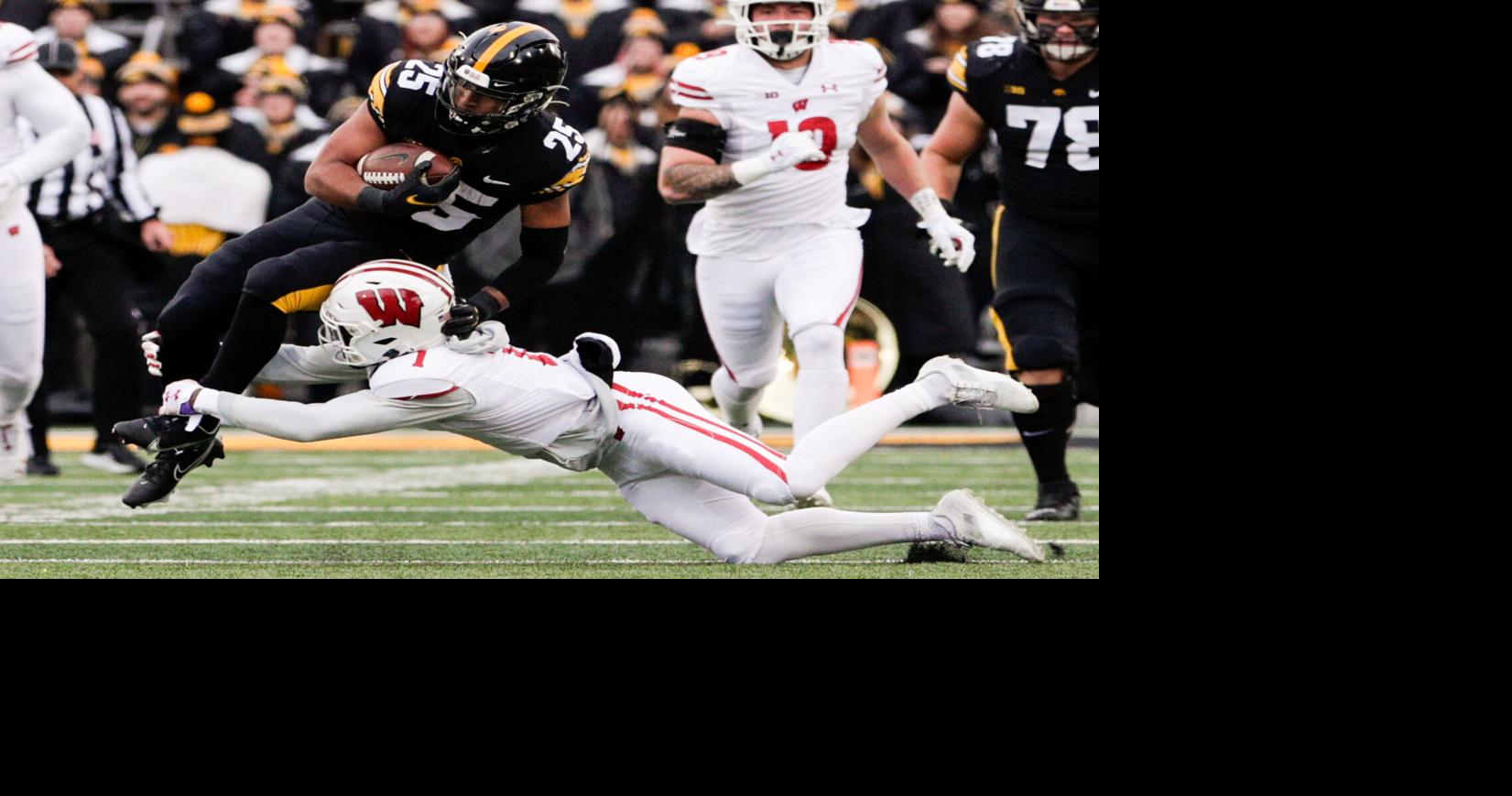 Hawkeyes lose receiver, running back