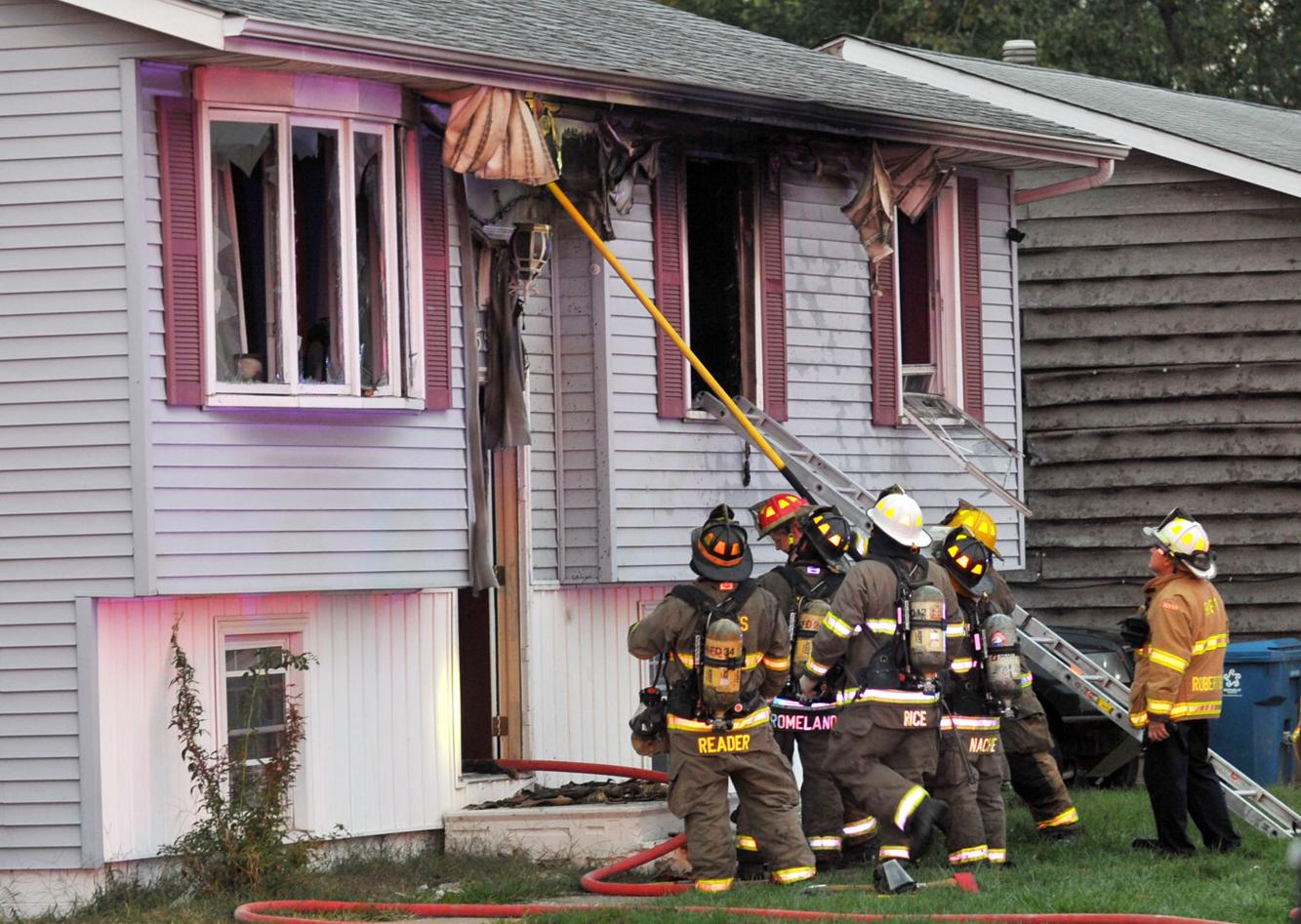 Child rescued from East Moline house fire