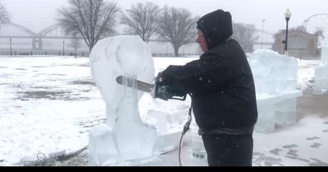 Icestravaganza at the Freight House in Davenport
