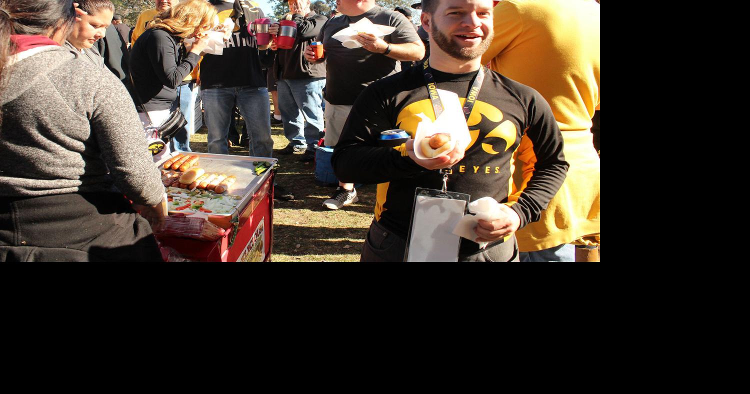 PHOTOS: Iowa fans tailgating before the Rose Bowl
