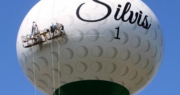 Silvis creates golf ball water tower