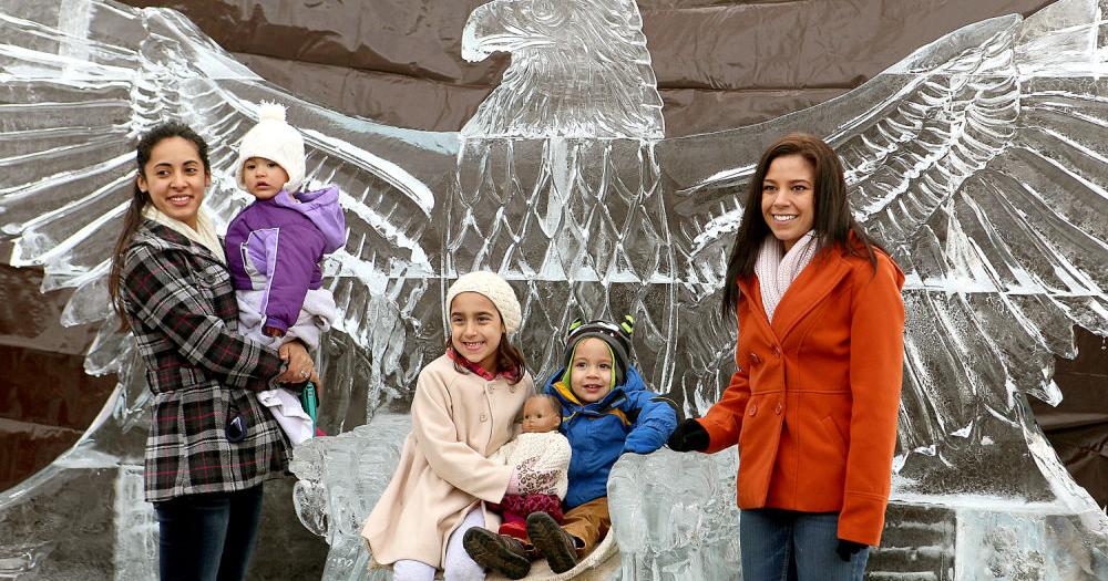 Ice sculptor from the Deep South dazzles visitors at Icestravaganza