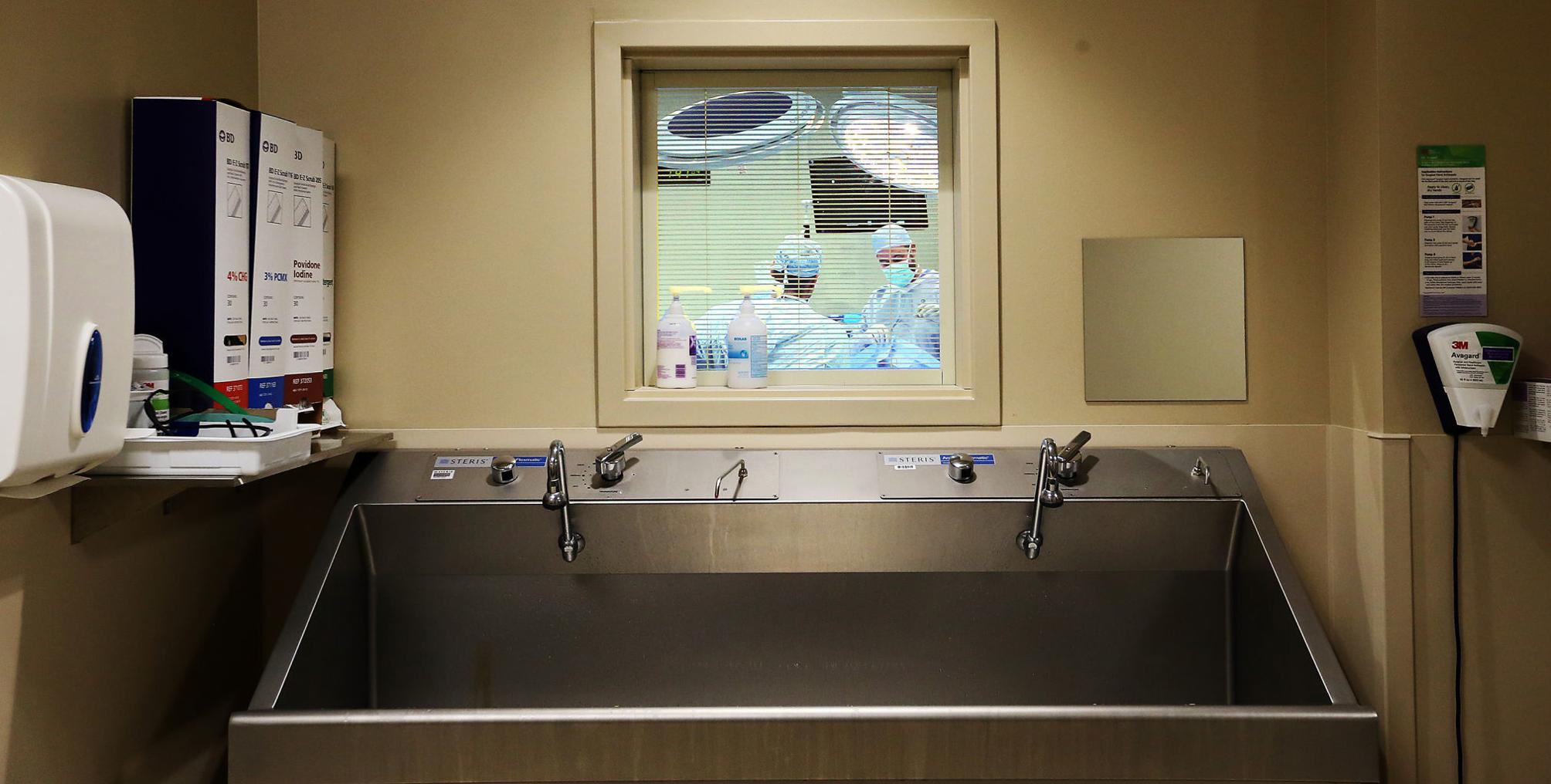 PHOTOS: Robotic Surgery