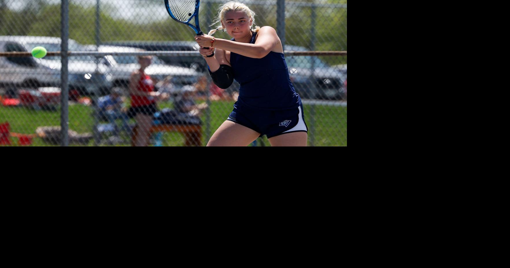 PV edges Clinton for MAC tennis title