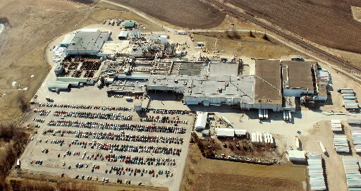 BIZ BYTES: Tyson giving employees year-end bonuses