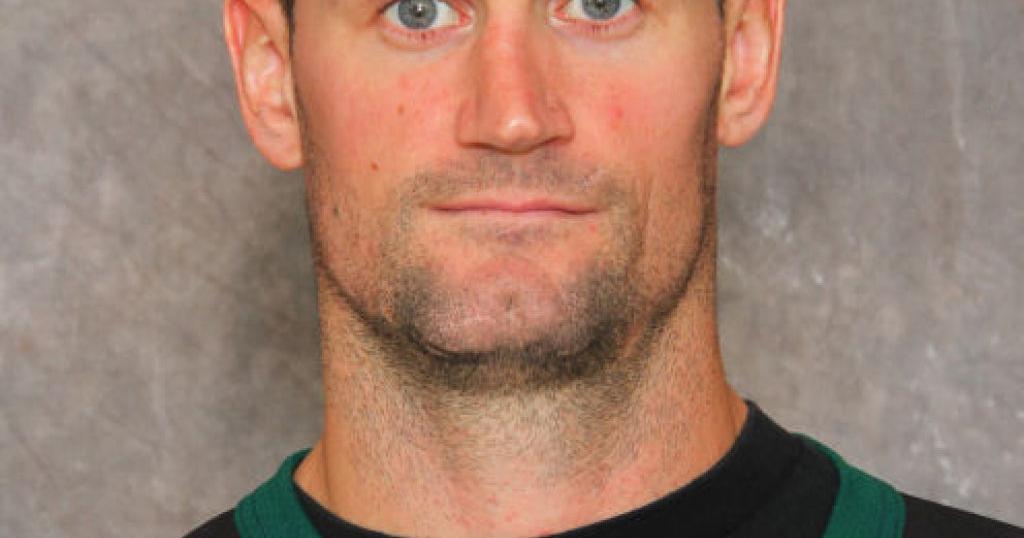 Mallards re-sign captain Darren McMillan