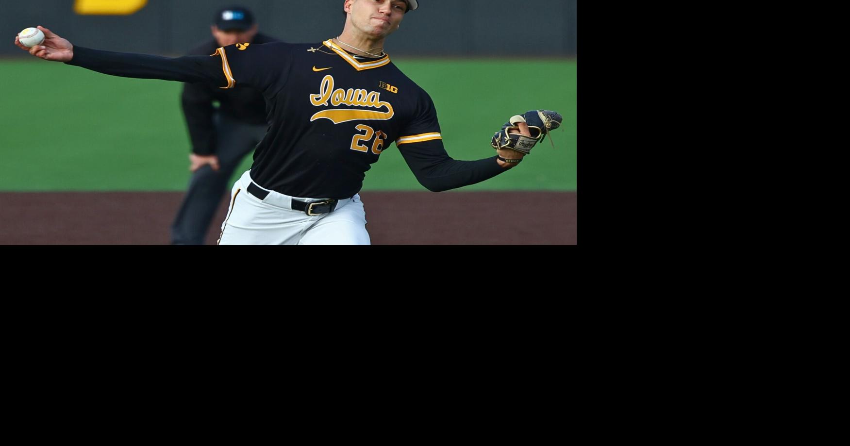 Iowa baseball sweeps Michigan, jumps up in postseason metric