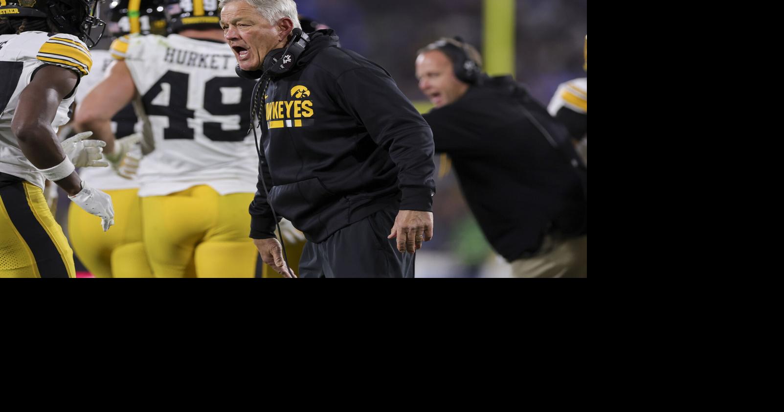 Second-quarter miscues, QB injury kill Iowa in loss to UCLA