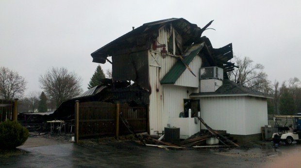 Overnight fire destroys Sunrise Golf clubhouse