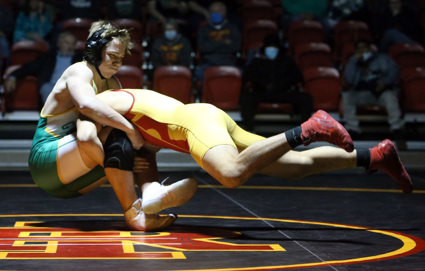 Geneseo pins Rock Island in heavyweight bout for dramatic dual meet victory