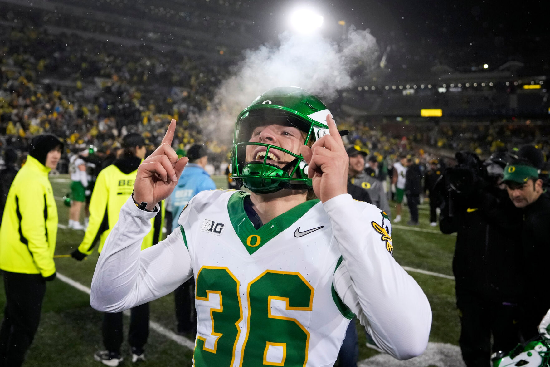 The plays that cost Iowa an upset win over Oregon