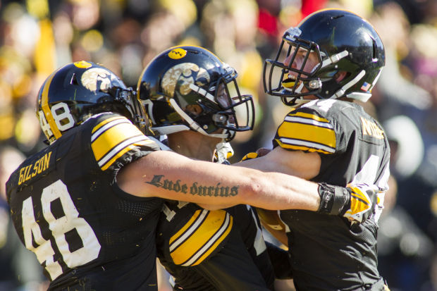 Hawkeyes put it all together, dominate Wildcats