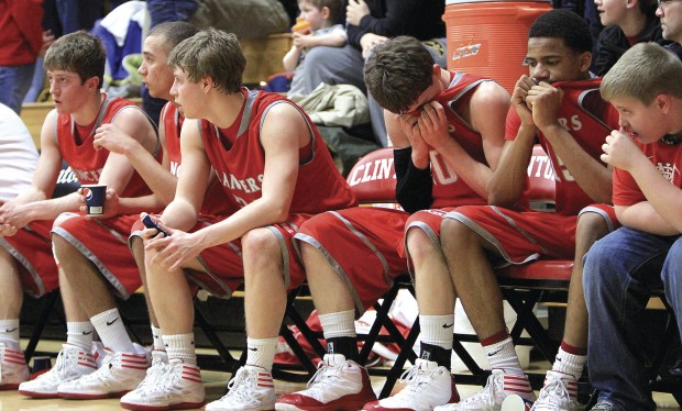 Dubuque Senior too long, quick for North Scott