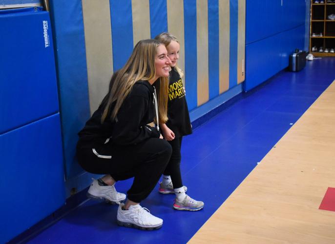 Caitlin Clark, Hawkeyes open season with high expectations