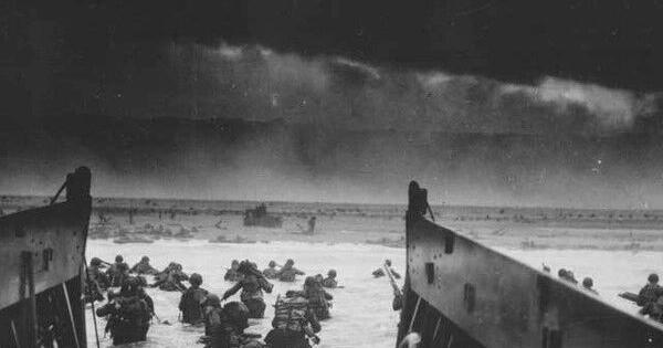 Skywatch: Moon phase helped decide date of D-Day