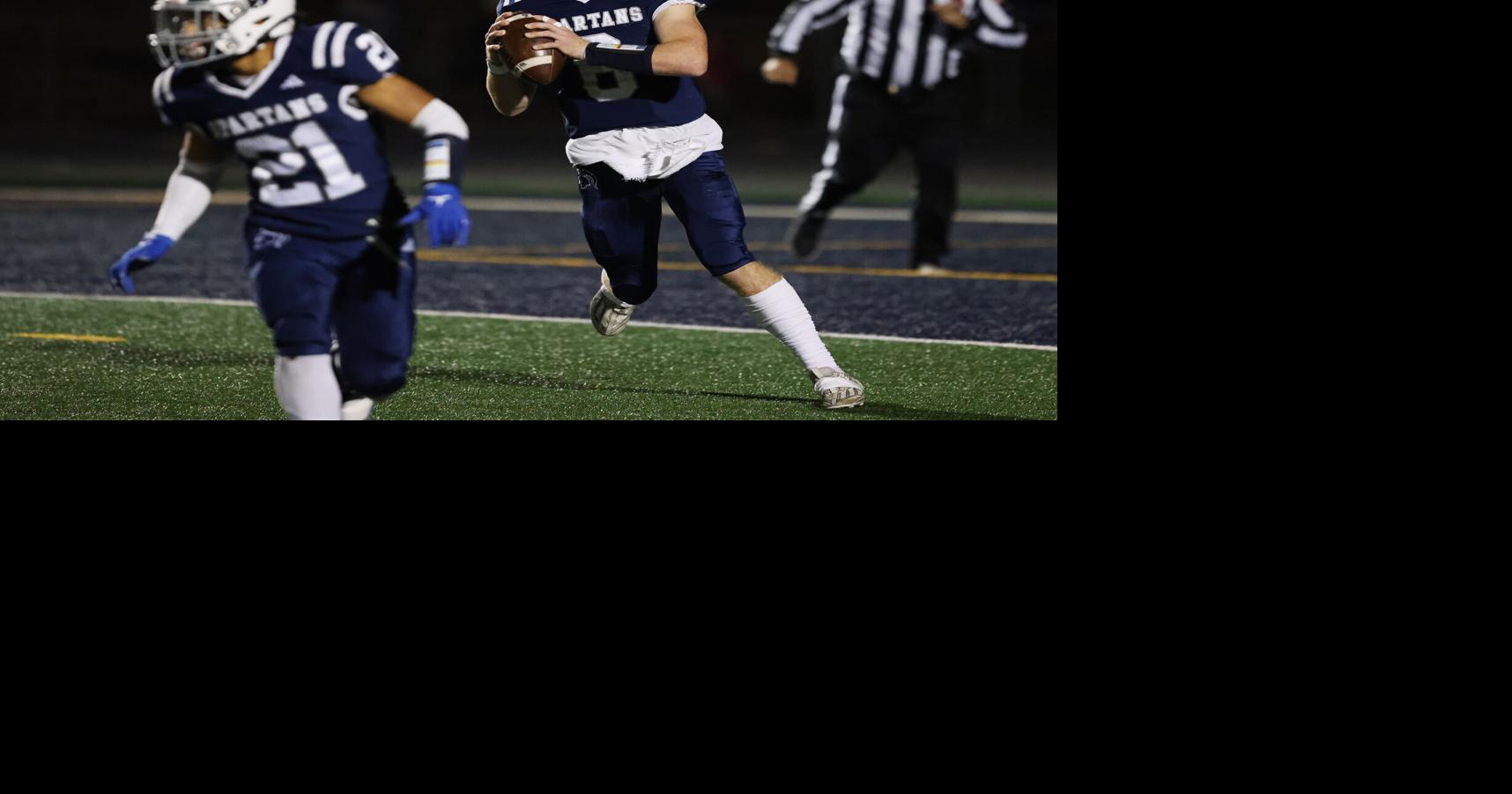 IOWA PREP FOOTBALL: Spartans bounce back to close regular season with win