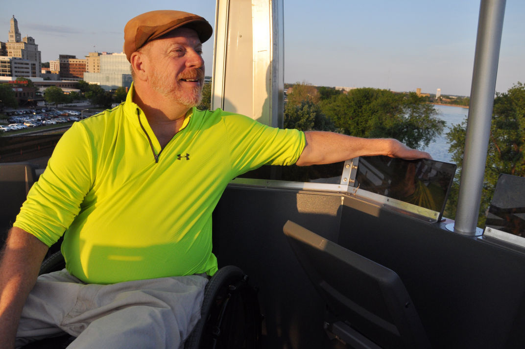 Ferris wheel reopens | | qctimes.com