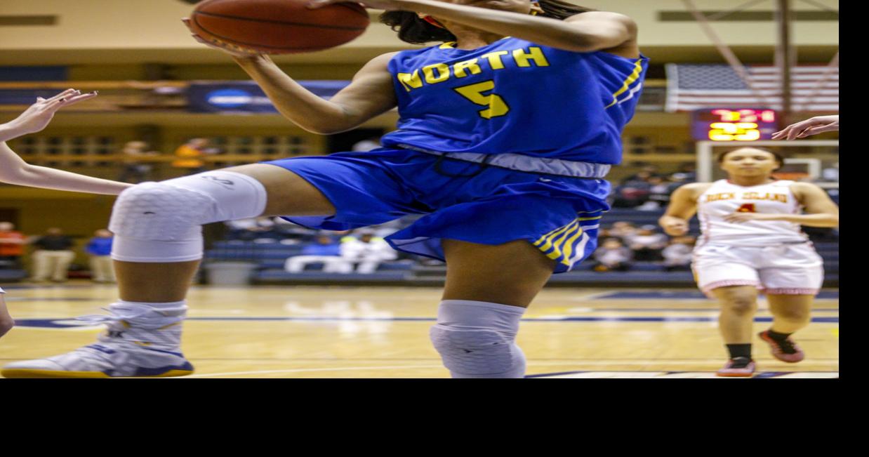 Houston loses love for basketball, walks away from Hawkeye program