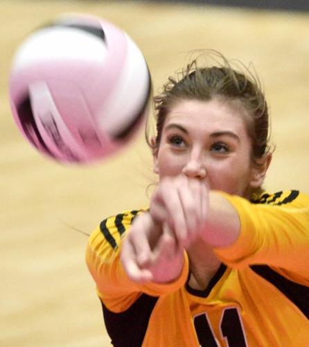 Top-ranked Bulldogs drop set, still advance to semis