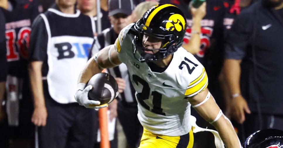What four plays tell the story of Iowa's win over Rutgers?