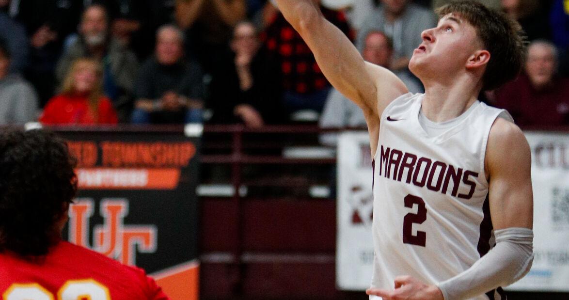 Brock Harding breaks all-time scoring record; Moline takes down Rock Island