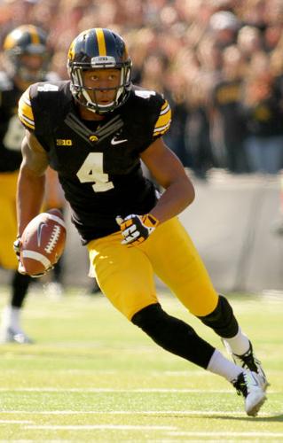Smith prepares to step into Hawkeye spotlight