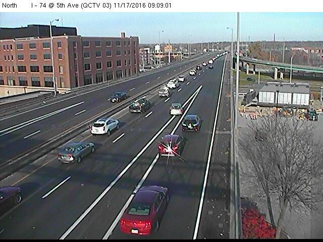 Iowa-bound lane closure on I-74 bridge today