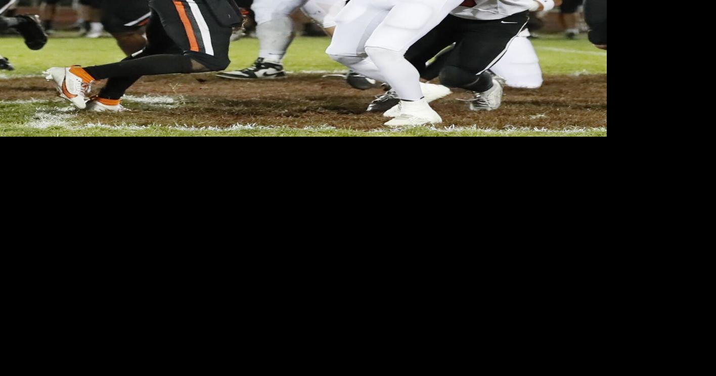 Quad-Cities football player of the week poll - week 7